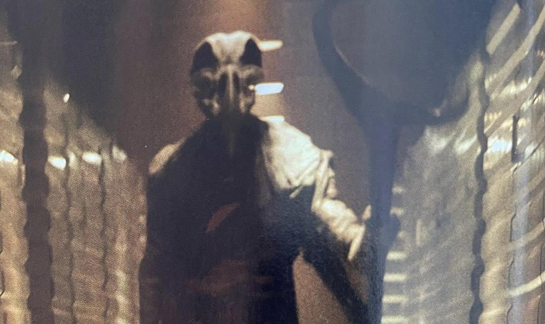 'Moon Knight' Photos Reveal Brand New Look at Khonshu, Arthur Harrow ...