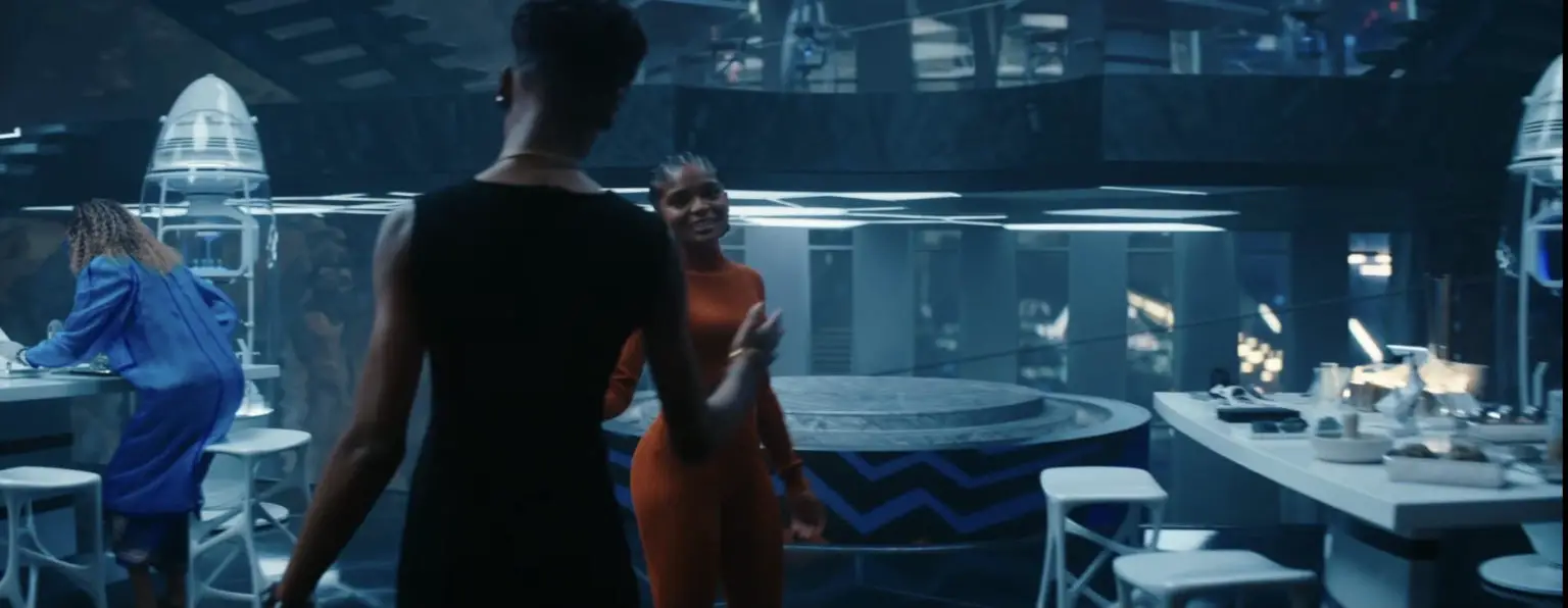 'Black Panther: Wakanda Forever' Trailer Gives First Look at Riri ...